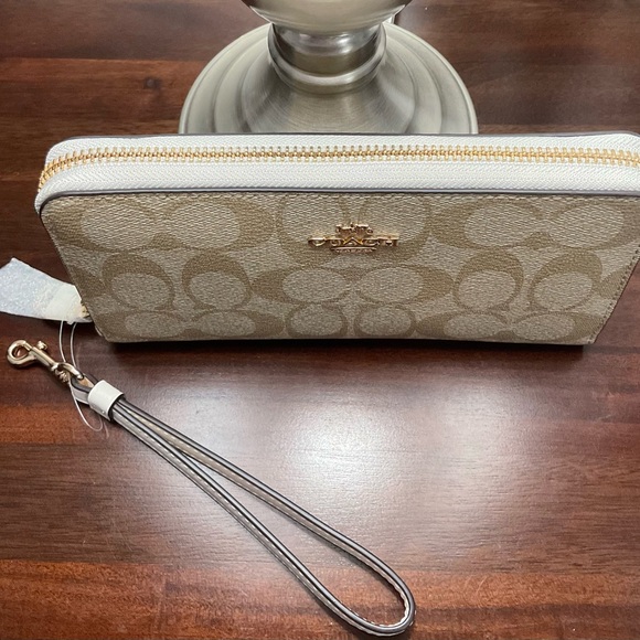 Coach | Bags | Coach Zip Around Wallet | Poshmark